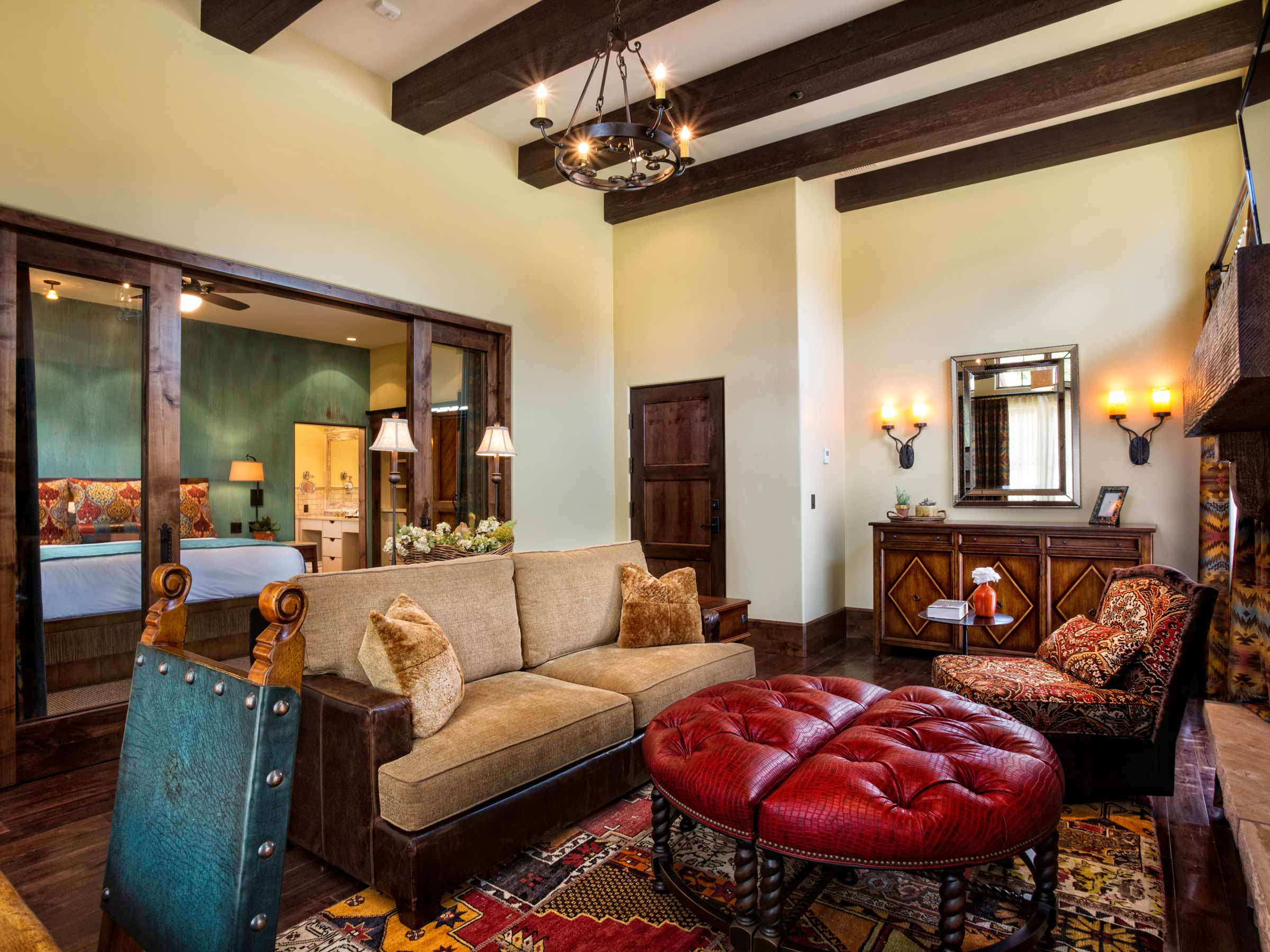 Colorado Luxury Hotel & Resort | One Bedroom Suites in Gateway, CO