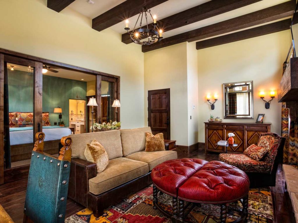 Colorado Luxury Resort Rooms & Suits | Gateway Canyons Resort